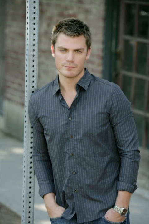 Ronan Malloy | Soap Opera Wiki | Fandom
