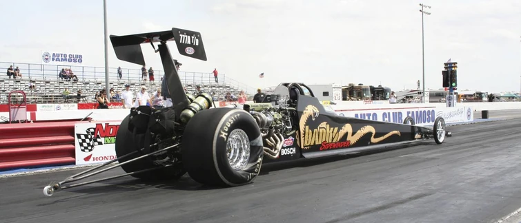 what if they added actual dragsters so the drace race more accurate ...