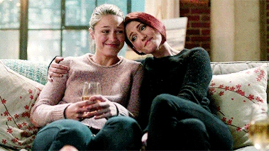 Kara and Alex Danvers | DC Arrow Rebirth Wiki | Fandom