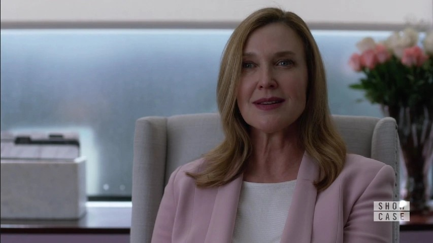 Lillian Luthor Earth 3 Dc Arrow Rebirth Wiki Fandom