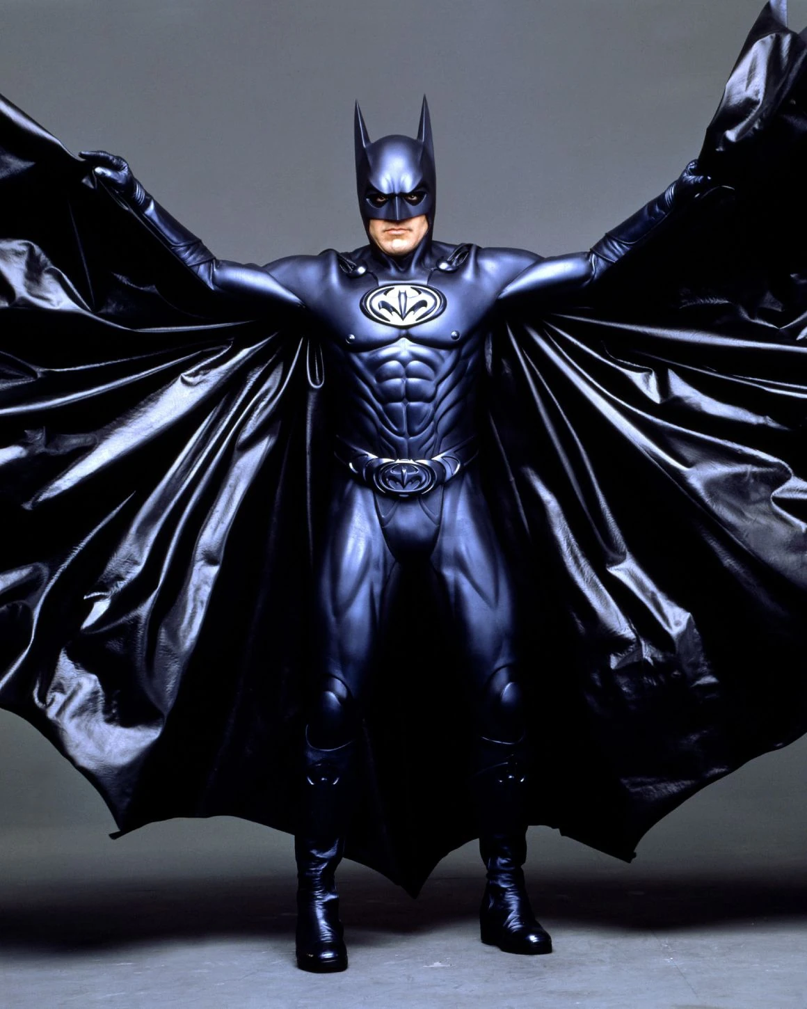 Fourth Batsuit (Earth-97) | DC Burtonverse Wiki | Fandom