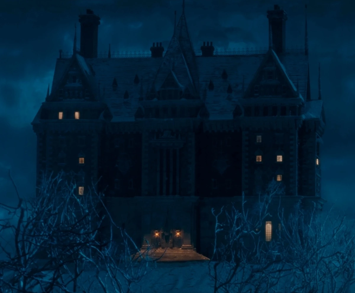 Wayne Manor | DC Burtonverse Wiki | Fandom