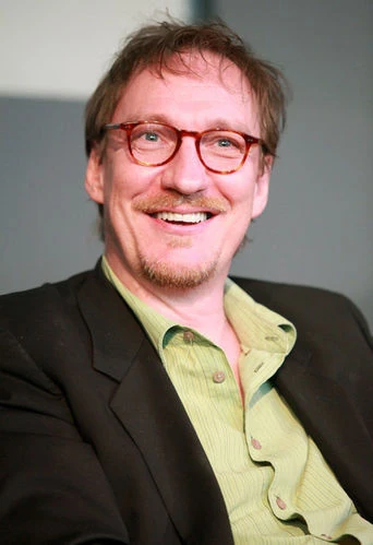 David Thewlis | DC Extended Universe Wiki | Fandom