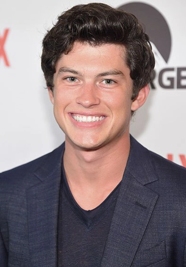 Graham Phillips | DC Comics Cinematic Universe Wiki | Fandom