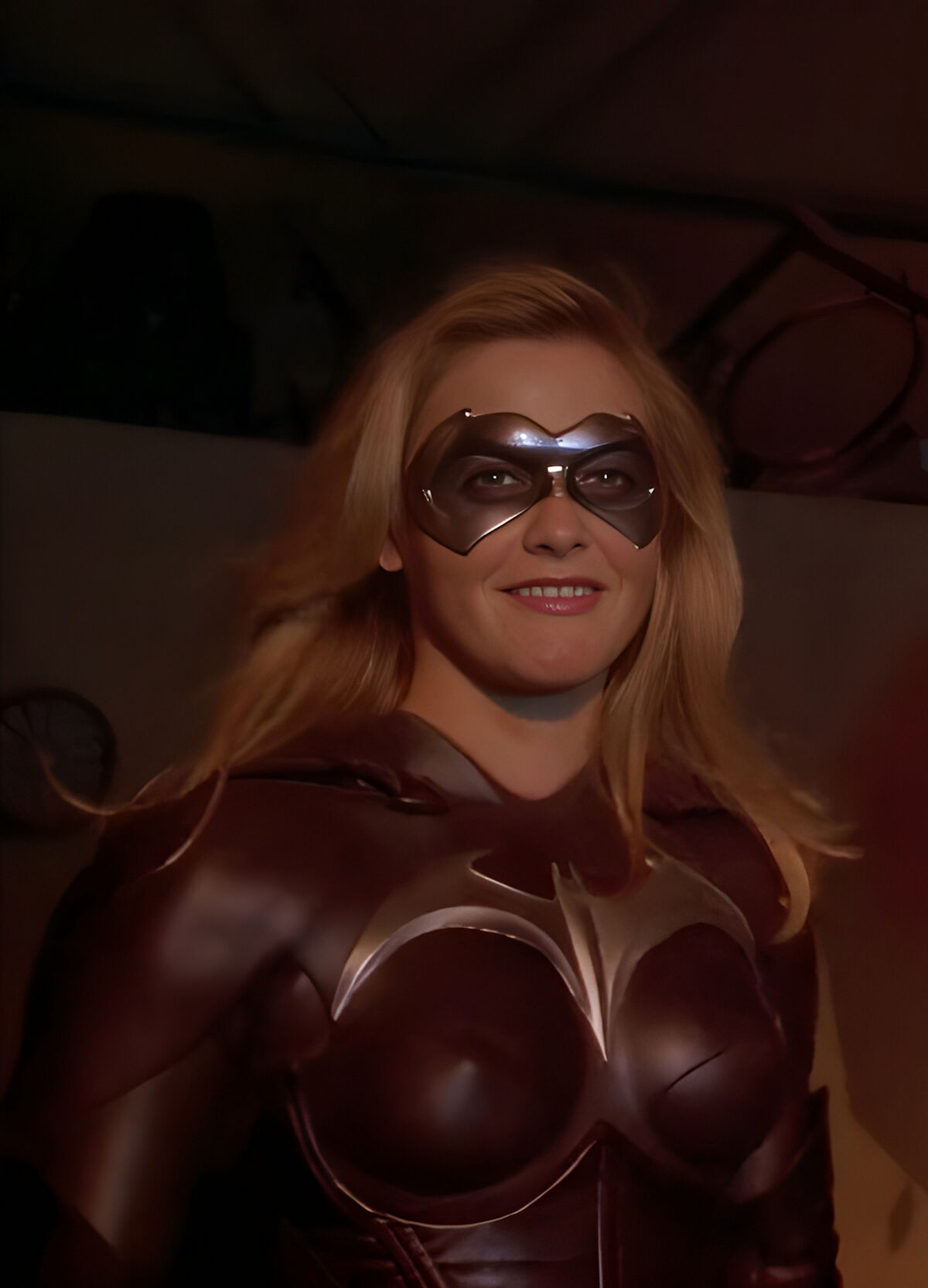 Batgirl Armor Earth 95 Dc Dimensionalverse Wiki Fandom