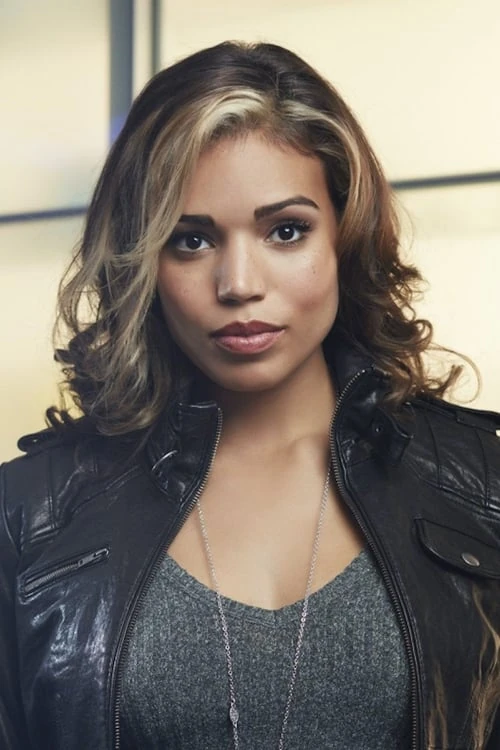 Ciara Renée | The DC Cast Wiki | Fandom