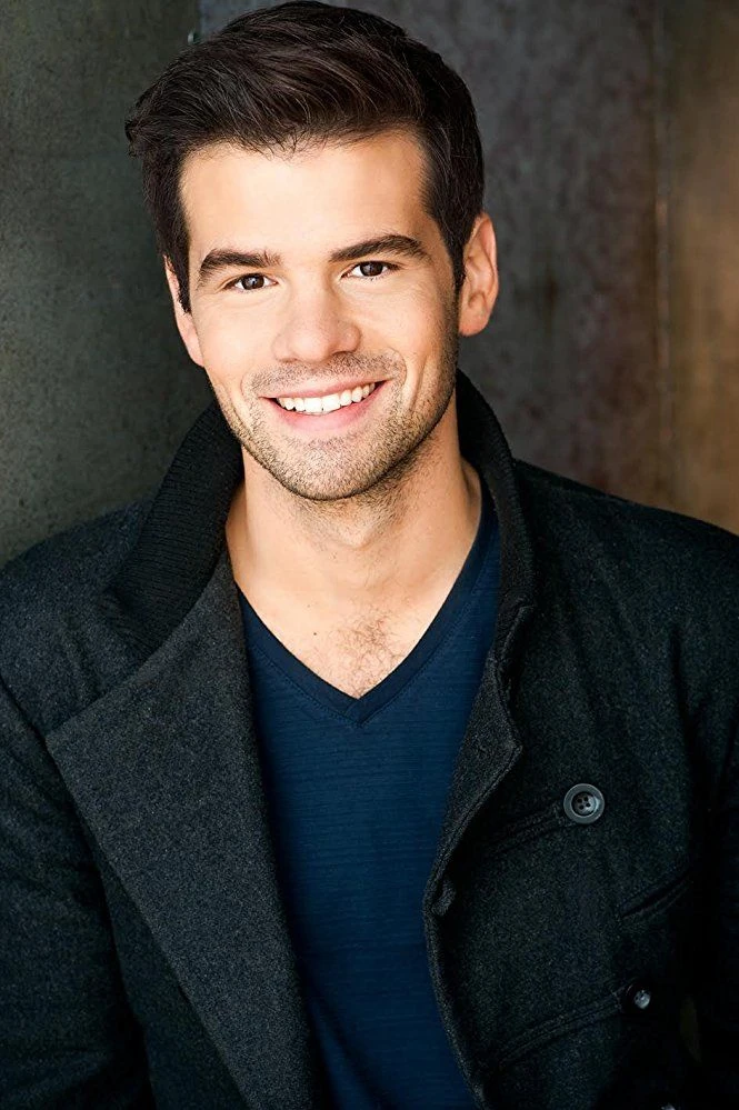 Eddie Perino | DC Super Hero Girls Wikia | Fandom