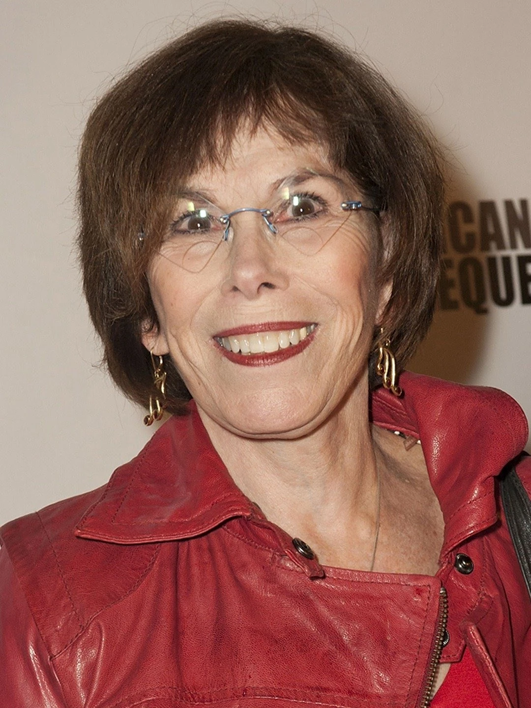 Mona Marshall | DC Super Hero Girls Wikia | Fandom