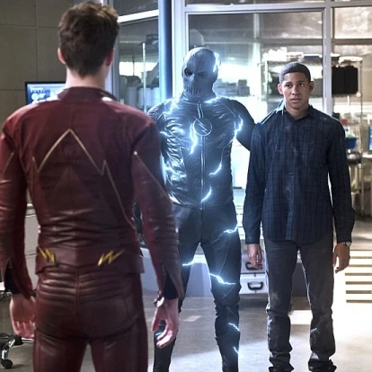 Zoom schlägt zurück | Arrowverse Wiki | Fandom