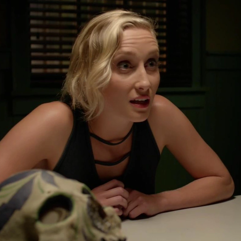 Laura Buser | Arrowverse Wiki | Fandom