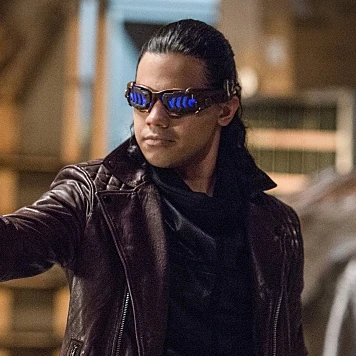 Francisco Ramon/Ausrüstung | Arrowverse Wiki | Fandom