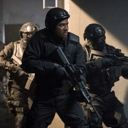 Longbow Hunters (Folge) | Arrowverse Wiki | Fandom