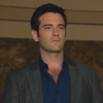 Tommy Merlyn (Erde Eins) | Arrowverse Wiki | Fandom