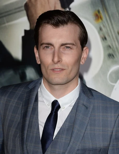 Cameron Moir | DC Extended Universe Wiki | Fandom