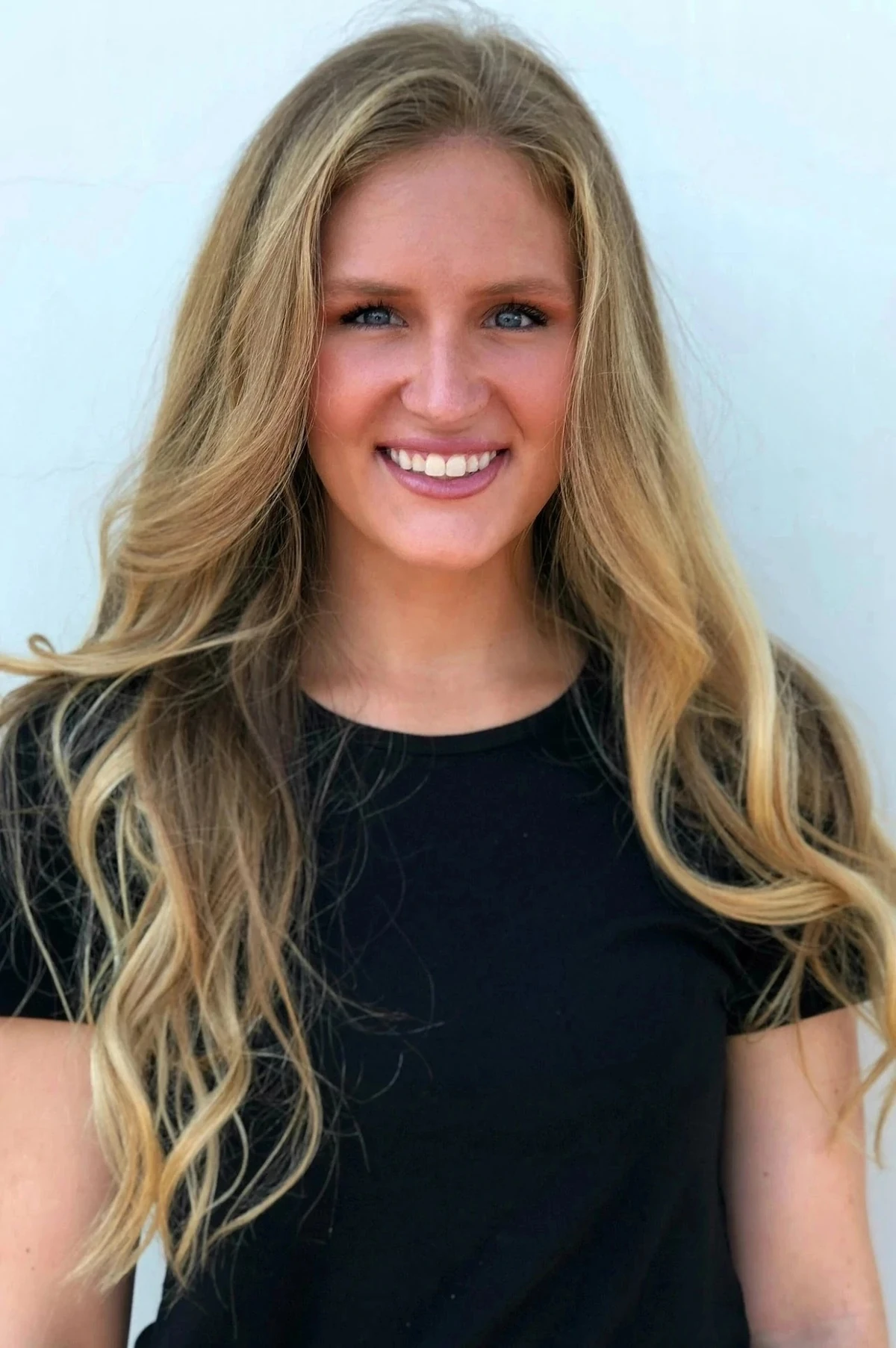 Holly Dowell | DC Extended Universe Wiki | Fandom