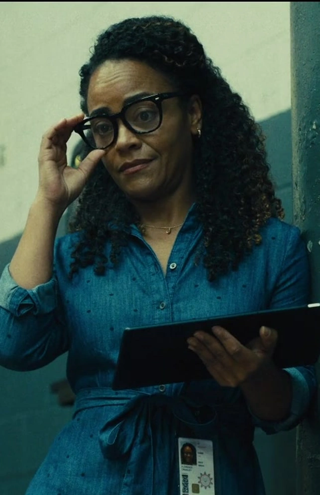 Flo Crawley | DC Extended Universe Wiki | Fandom