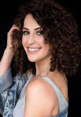 Hayley Ainsley | DC Extended Universe Wiki | Fandom