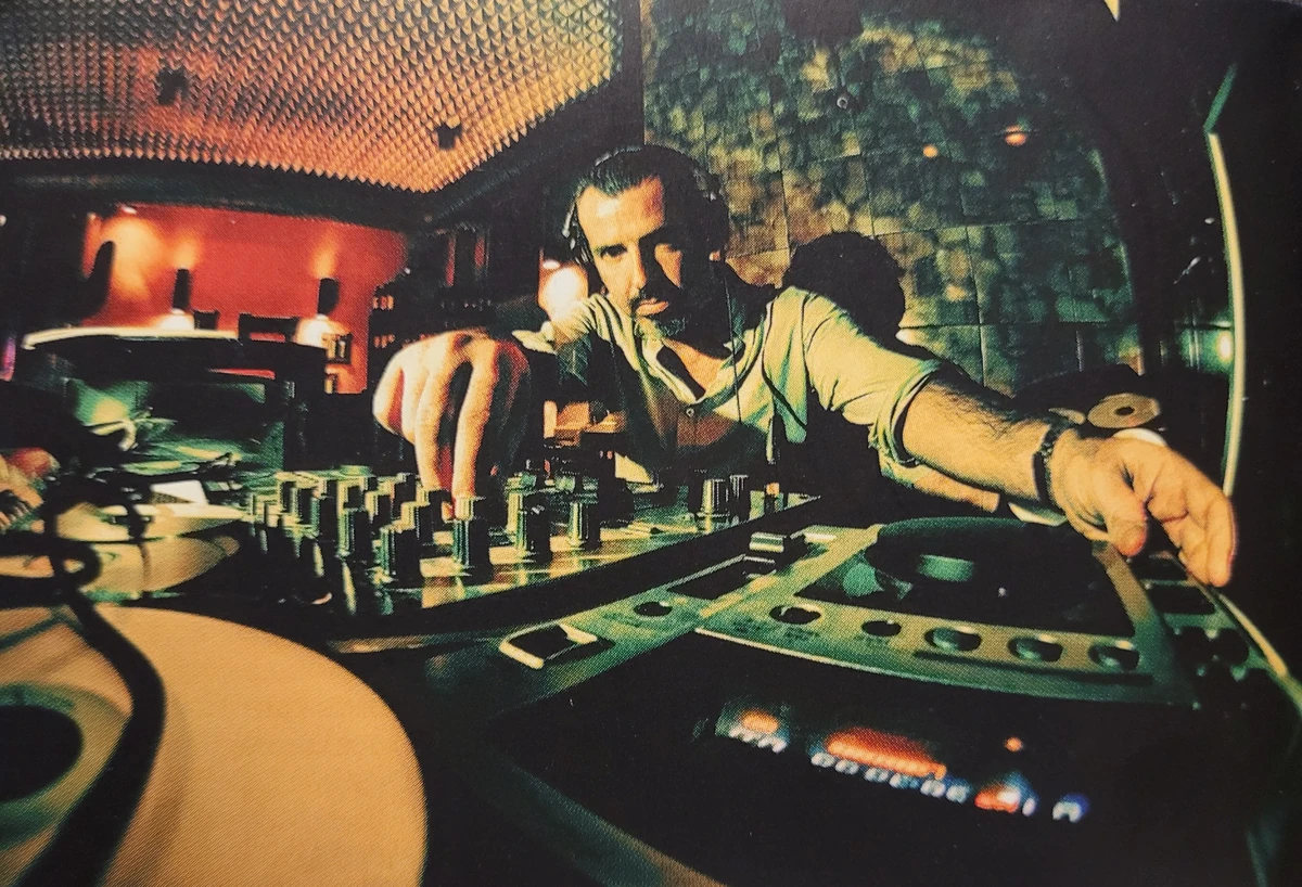 27 Tek | DC Extended Universe Wiki | Fandom