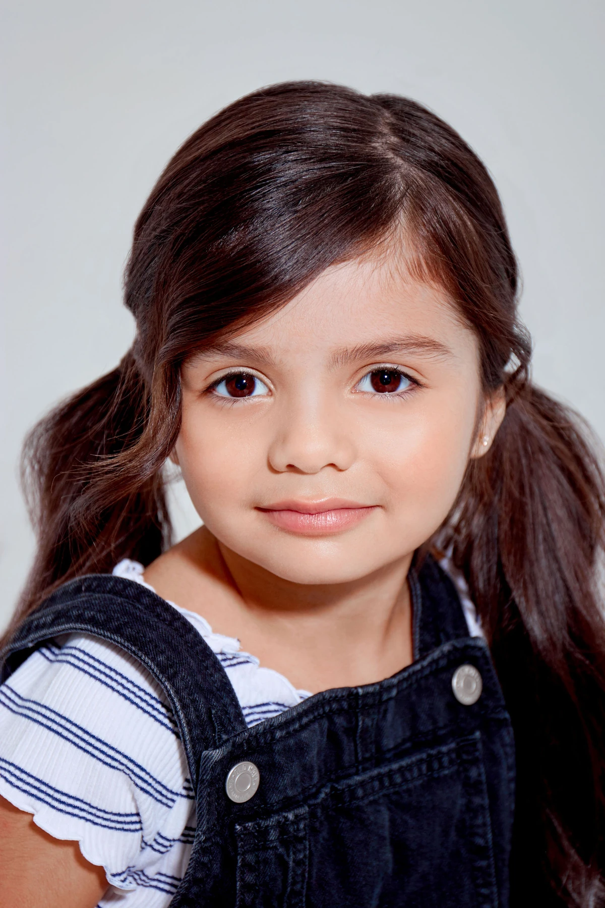 Isabella Aparicio Dc Extended Universe Wiki Fandom