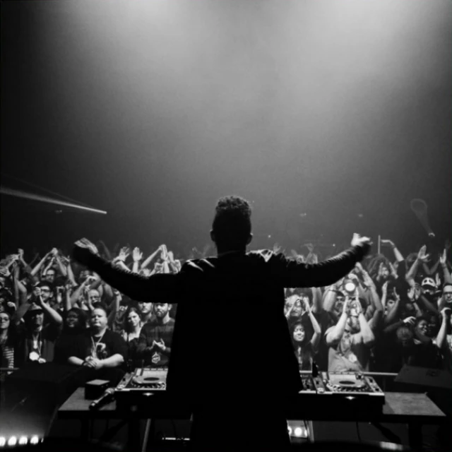 Hit That | Dance Central Custom DLCs Wiki | Fandom