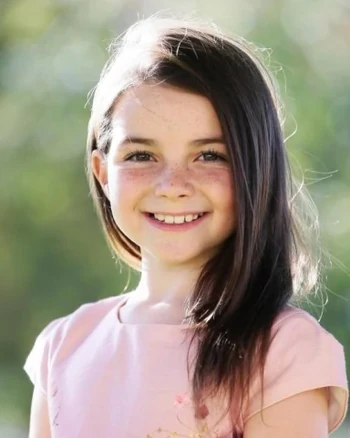 Lilly Aspell | DC Extended Universe Wiki | Fandom