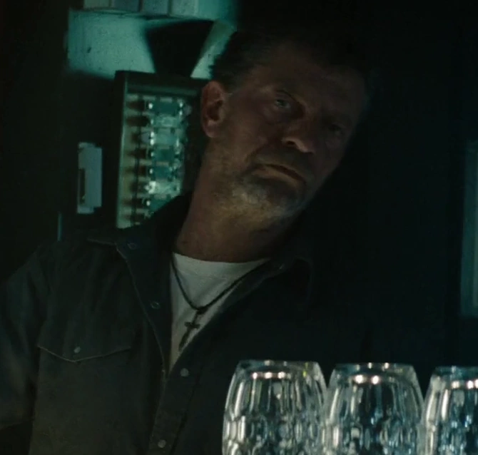 Weaver | DC Extended Universe Wiki | Fandom