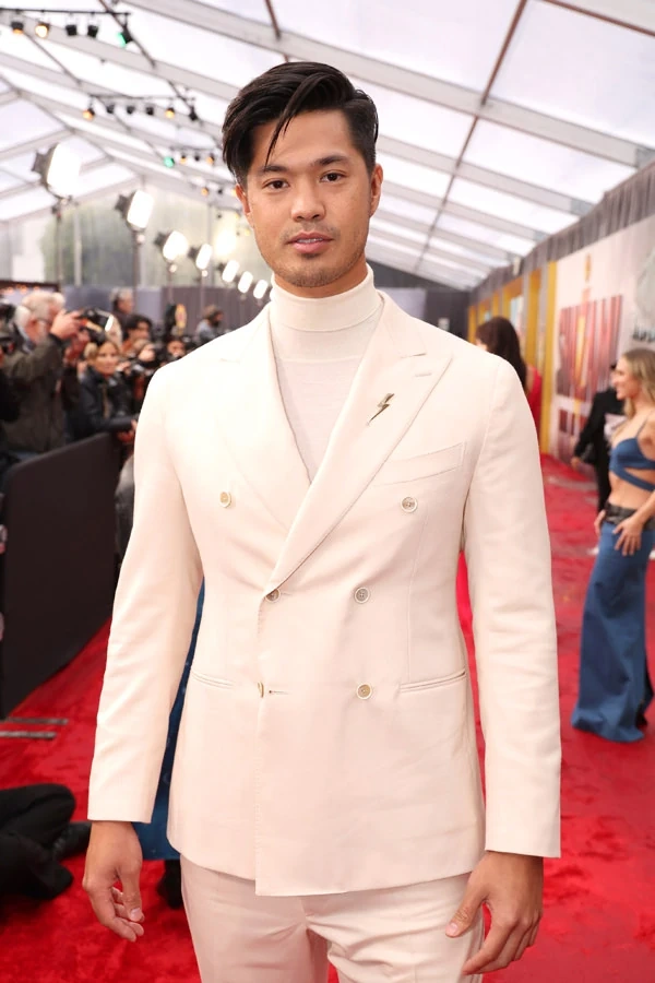 Ross Butler | DC Extended Universe Wiki | Fandom