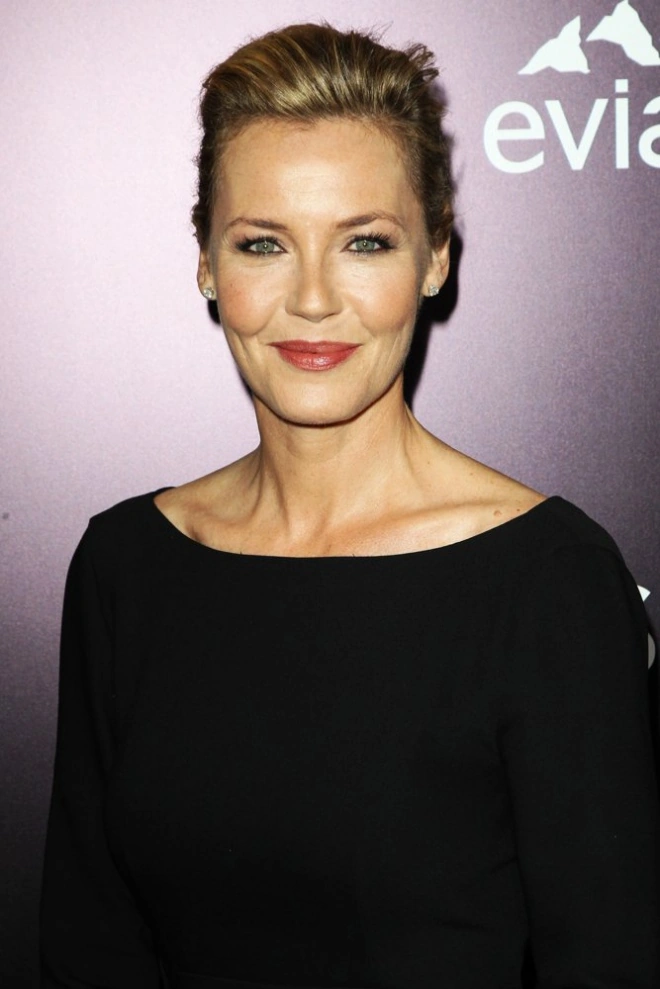 Connie Nielsen Dc Extended Universe Wiki Fandom