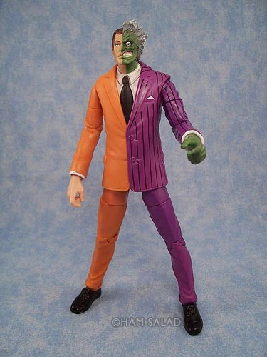 Two-Face (DCUC Gotham City 5) | DC Hall of Justice Wiki | Fandom