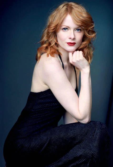 Emily Beecham | DC Movies Wiki | Fandom
