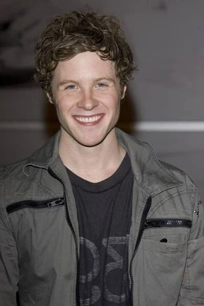 Ashton Holmes | DC Movies Wiki | Fandom