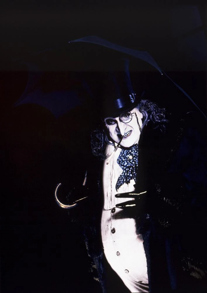 Oswald Cobblepot (Burtonverse) | DC Movies Wiki | Fandom