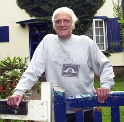 Richard Graydon | DC Movies Wiki | Fandom