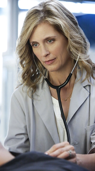 Eliza Danvers (Arrowverse) | DC Movies Wiki | Fandom