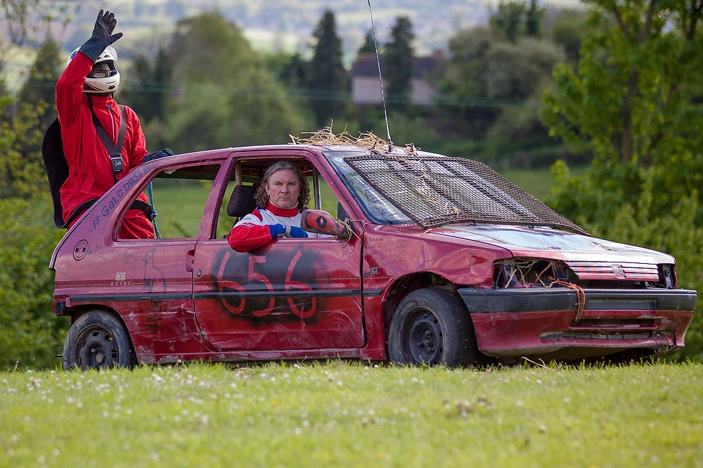 Gary Barnes | DC Movies Wiki | Fandom