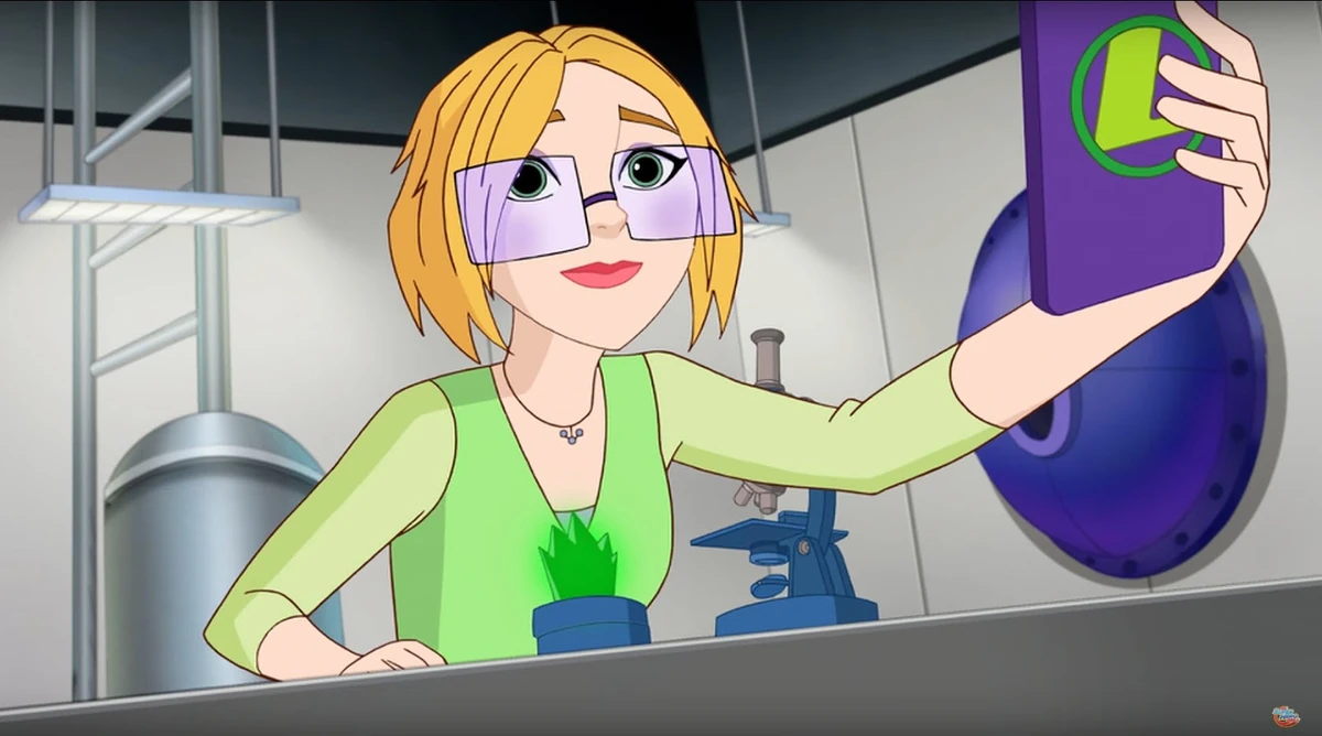 Lena Luthor (DC Super Hero Girls) | DC Movies Wiki | Fandom