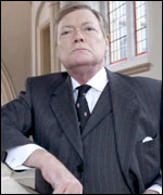 Simon Ward | DC Movies Wiki | Fandom