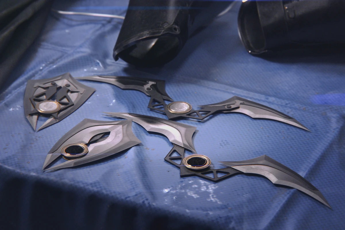 Batarang | DC Revamped Universe Wiki | Fandom