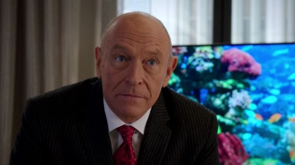 Van Wayne Sr. | Powerless Wiki | Fandom