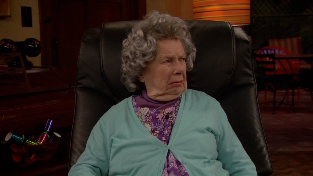 Mrs. Klasby: | Wiki DC | Fandom