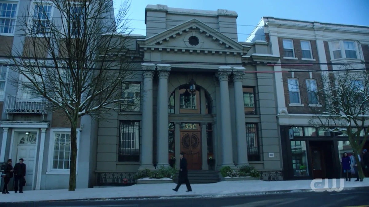 The Pembrooke | Wiki DC | Fandom