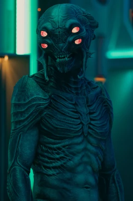 Kyphotic Alien | DC Universe Wiki | Fandom