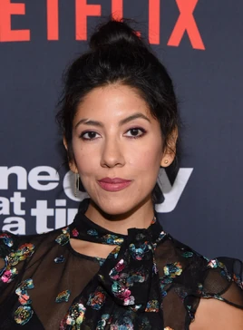 Stephanie Beatriz | DC Universe Wiki | Fandom