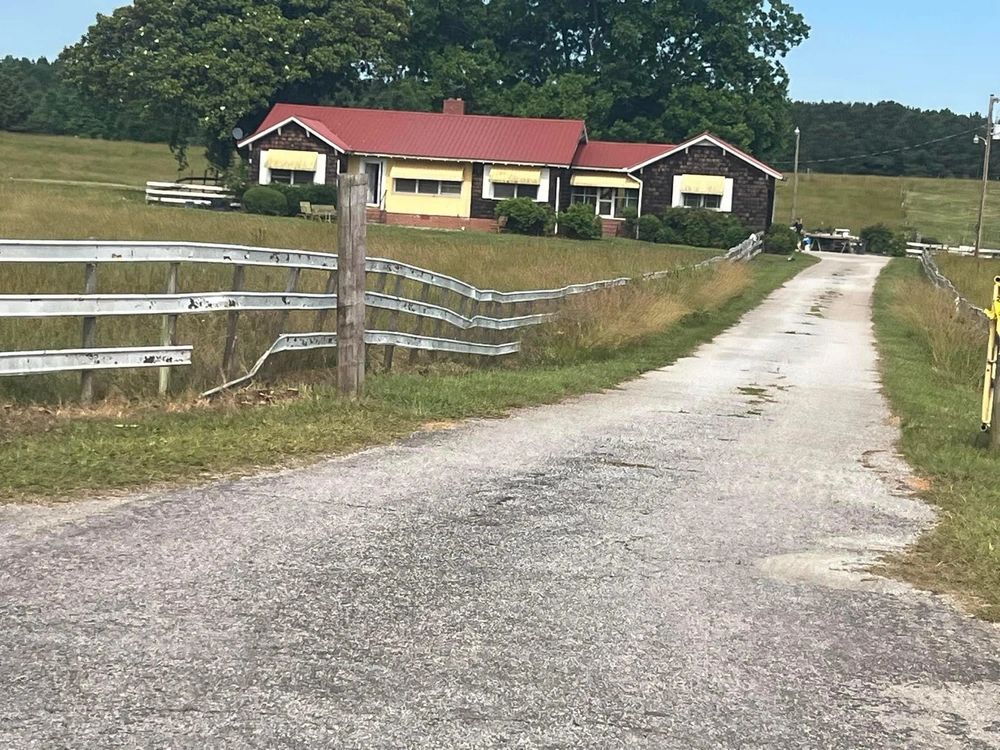 Kent Farm | DC Universe Wiki | Fandom