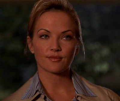 Debra Burch (Smallville) | DC Wiki | Fandom