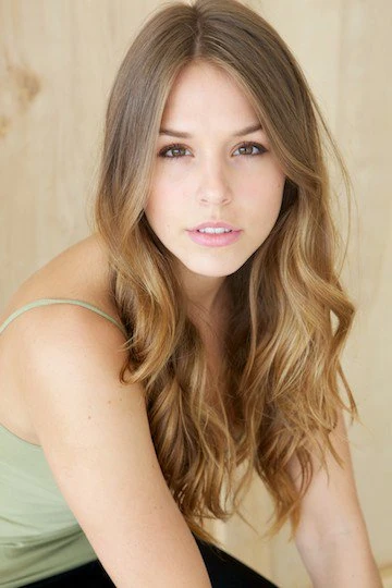 Elise Gatien | DC Wiki | Fandom