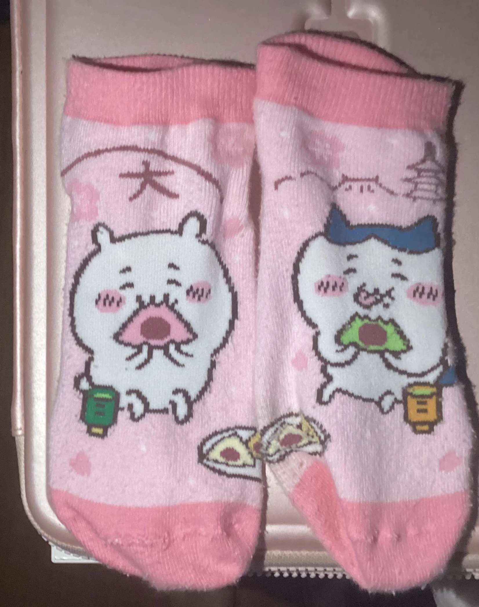 Wyd when i pull up in my chiikawa socks fire emojl | Fandom