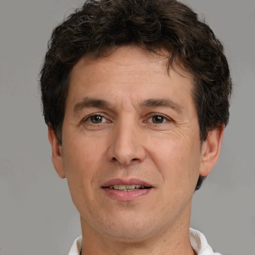 Christian Benneth | Wiki Deads & Undeads | Fandom