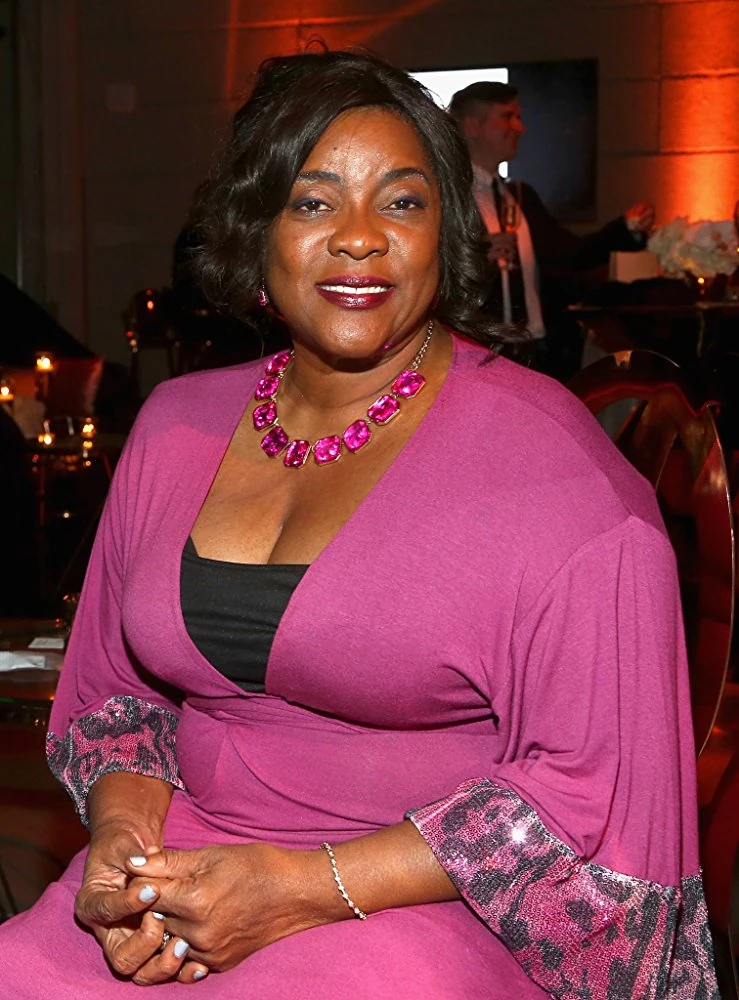 Loretta Davis Actress 60 Photos - Moonagedaydream.film