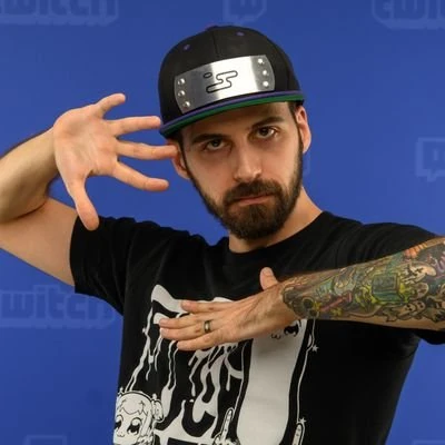 Alexander Gross | DEATH BATTLE Wiki | Fandom